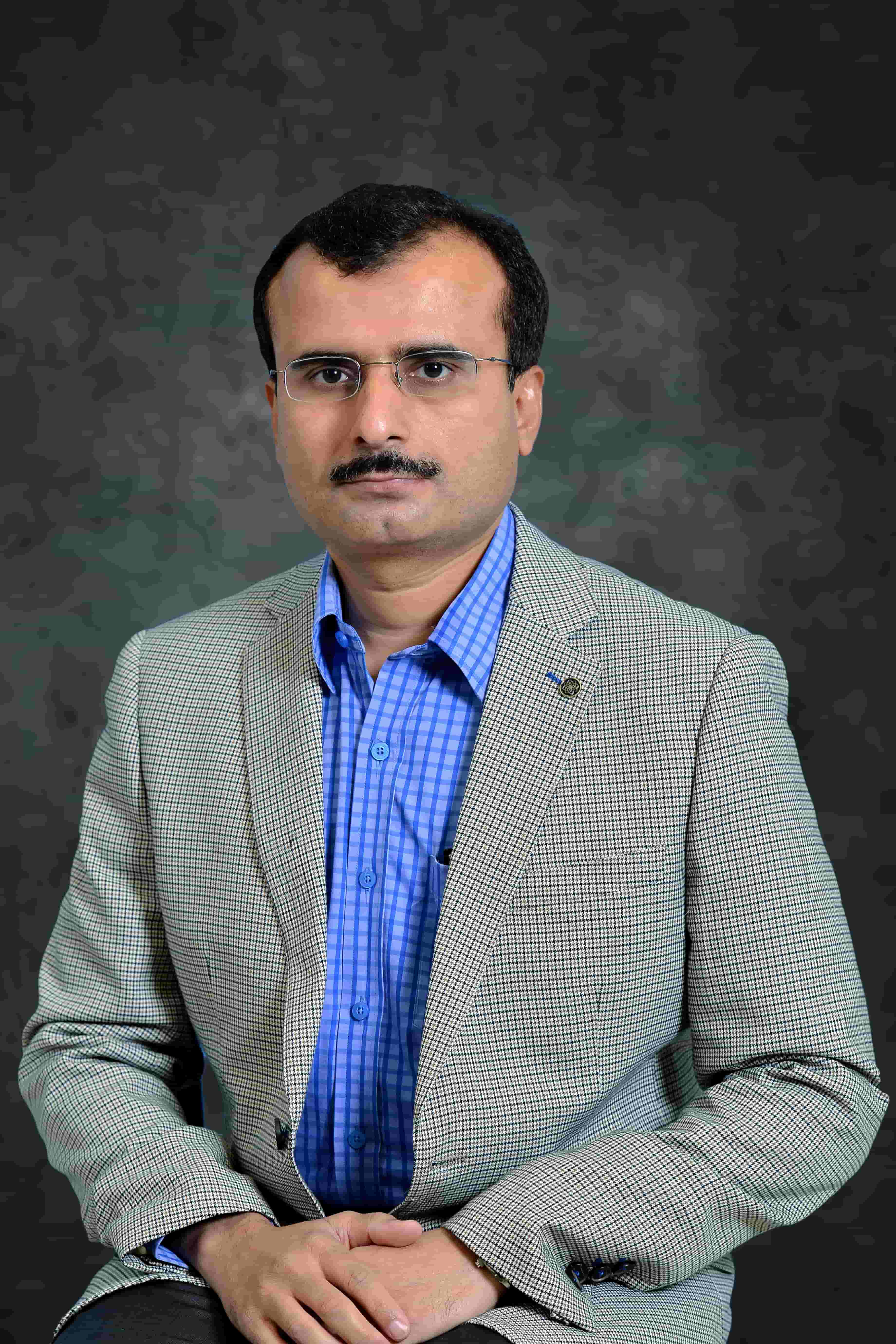 Faculty Profile | MC, PK | The Aga Khan University